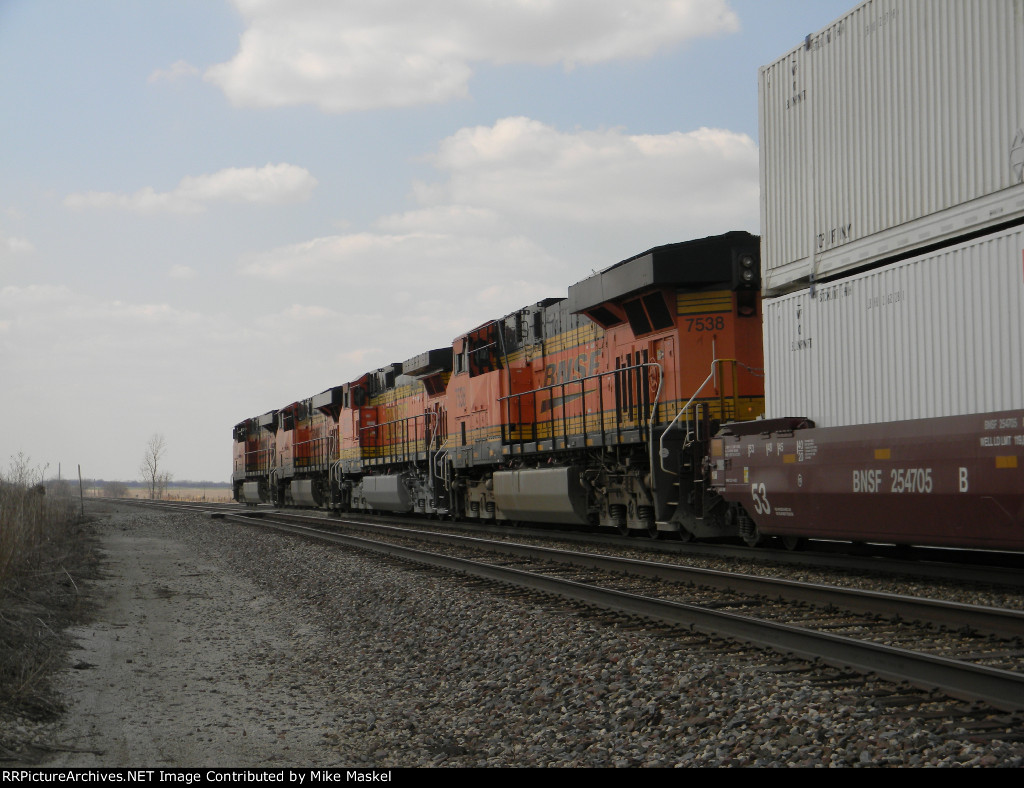 BNSF 7495